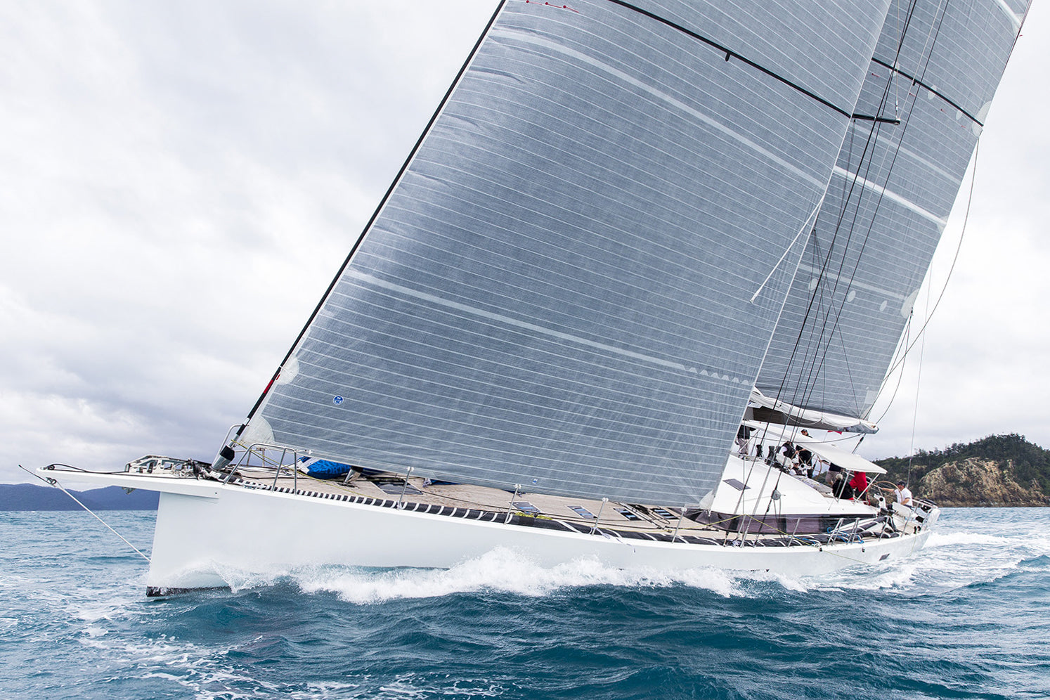 RACING A PERFORMANCE CRUISER THROUGH BASS STRAIT | North Sails