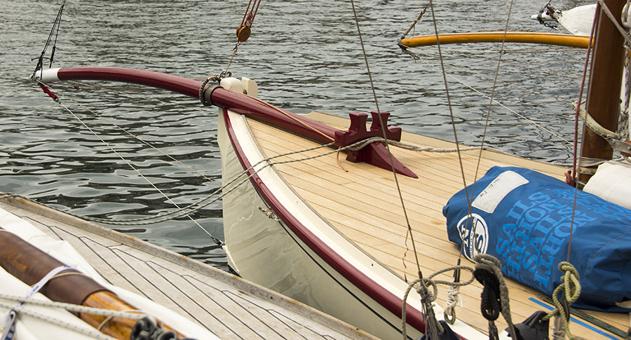 COUTA BOAT SAILING ON SYDNEY HARBOUR | North Sails