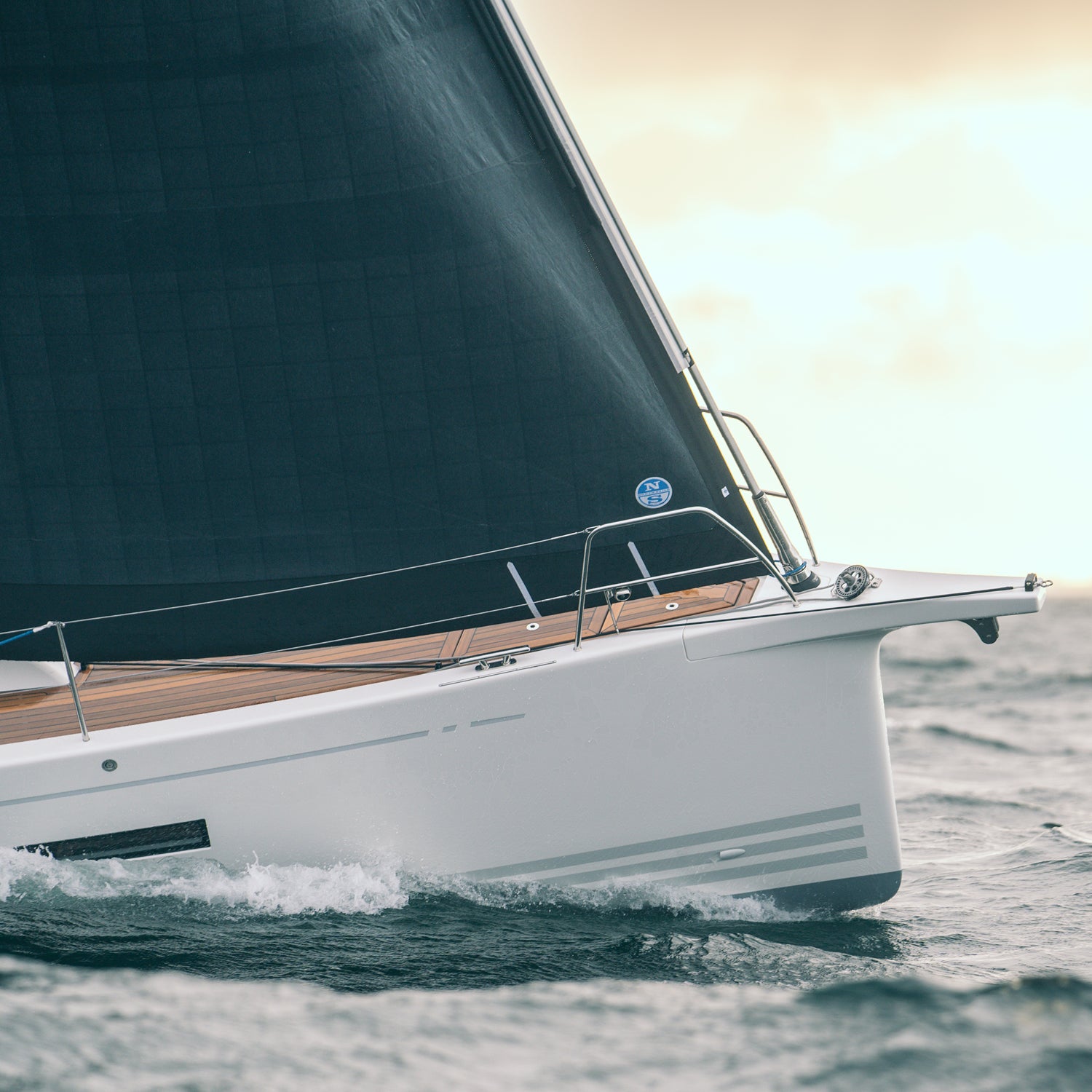 3Di OCEAN | Molded Composite Sails for Cruising | North Sails | North Sails